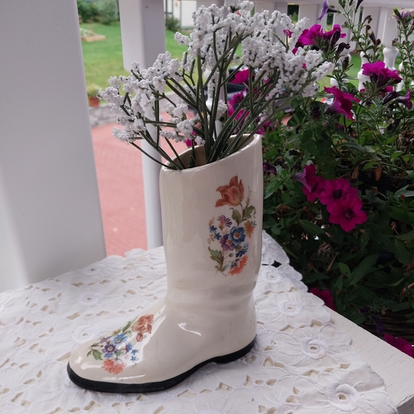 Unknown | Accents | Vintage Floral Boot Vase | Poshmark